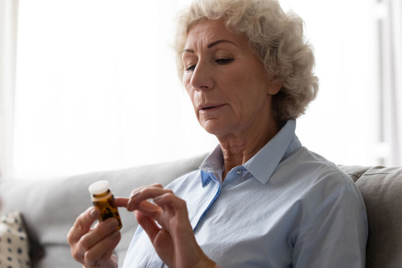 Can A Pharmacist Help With Joint Pain? Over-The-Counter Remedies For ...